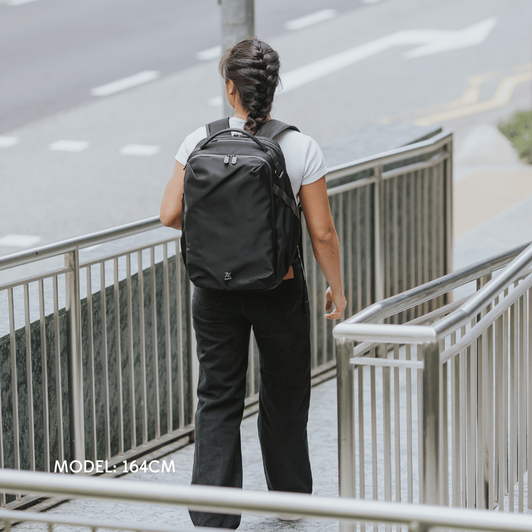 PYX: 24L Everyday/Travel Backpack#N#– Bold